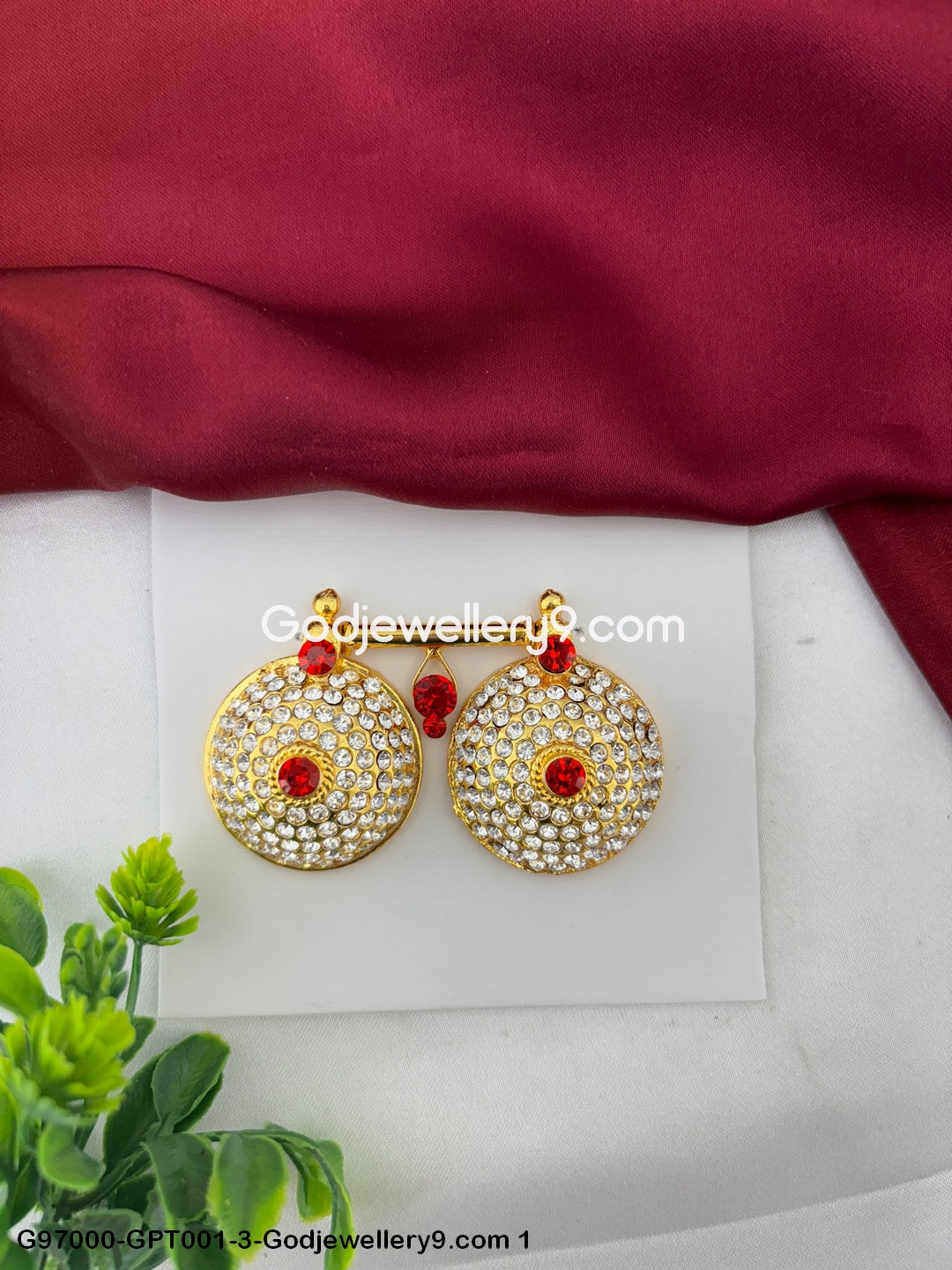 Stone Mangalsutra And Pottu Thali for Goddess Lakshmi Alankaram ...